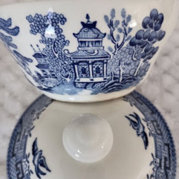 Churchill | Kitchen | Churchill Blue Willow Creamer And Sugar With Lid ...